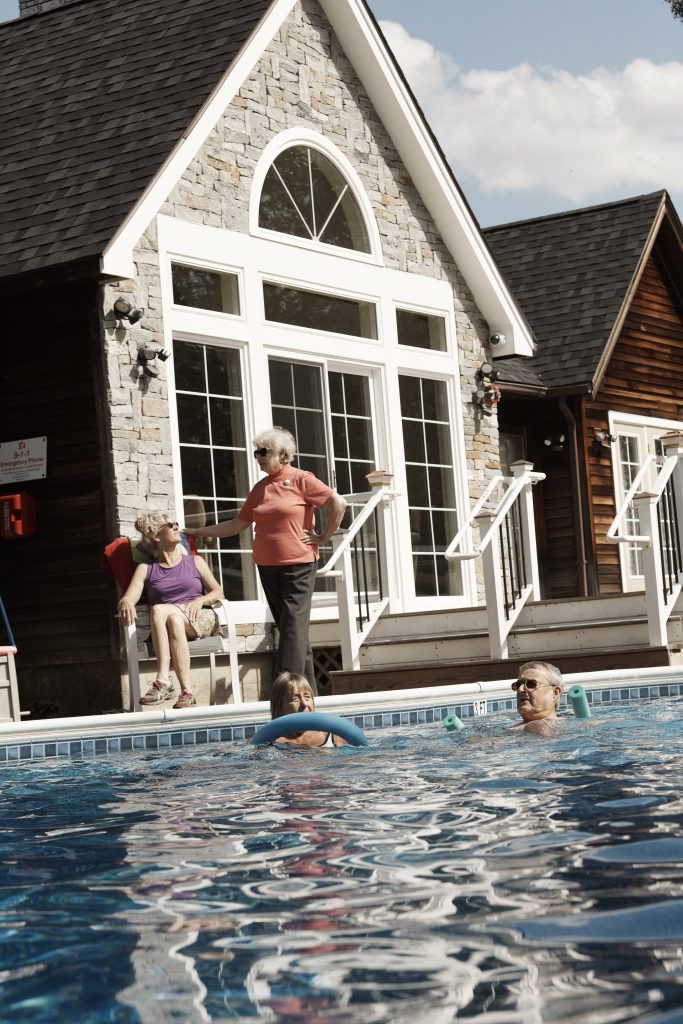 5 Pool Exercises for Seniors | Havenwood Heritage Heights